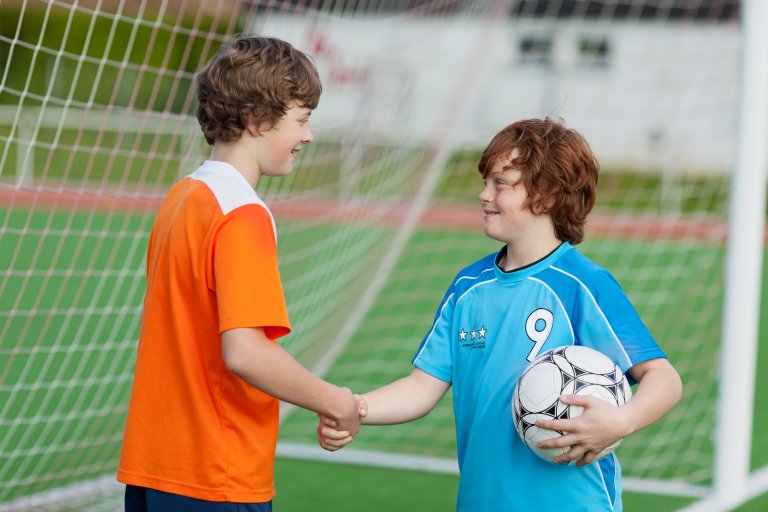 How to Help Kids be a Good Teammate